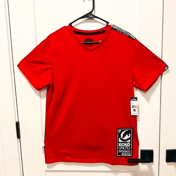 Ecko Unlimited | Shirts | Nwt Ecko Unltd Red Short Sleeve Tshirt With ...